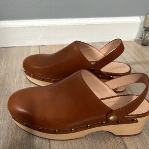 J. Crew | Shoes | J Crew Convertible Leather Clogs Size 7 Euc Rich Oak ...